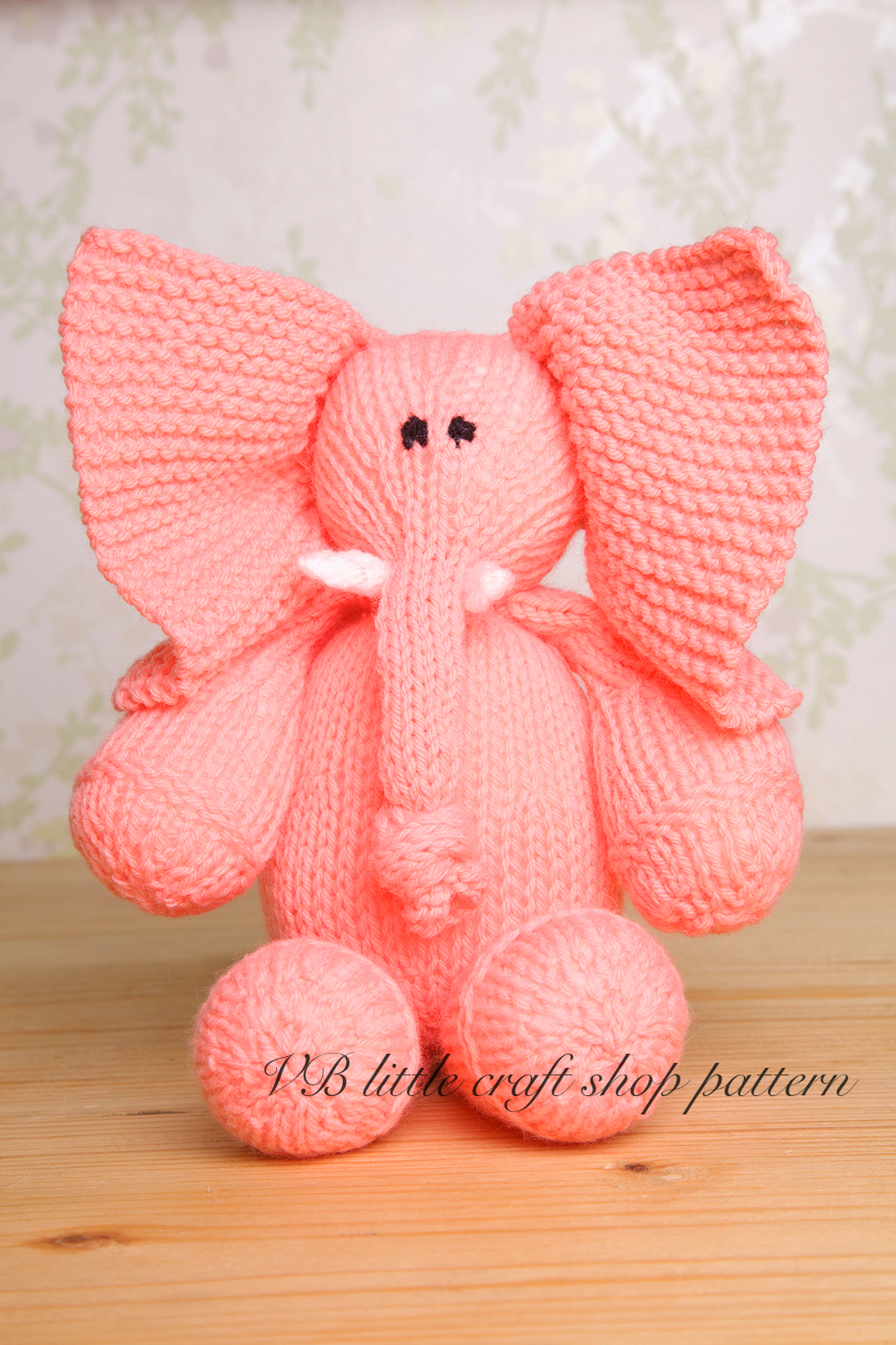 Elephant Soft Toy Knitting Pattern. One Ball Knit! on Luulla